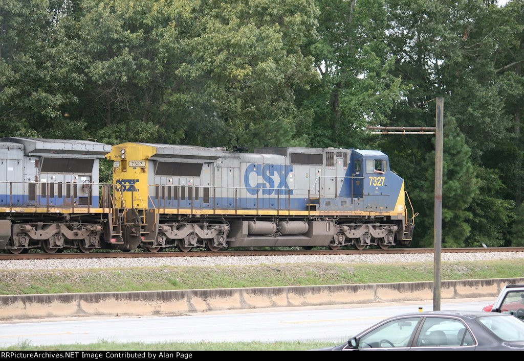 CSX C40-8 7327